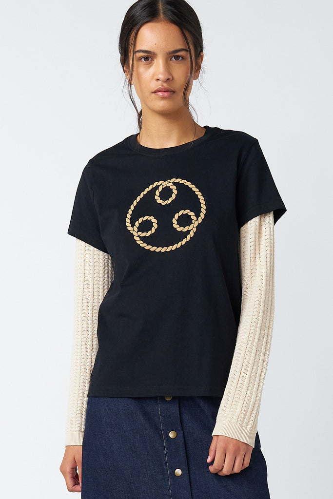 Huddle t-shirt